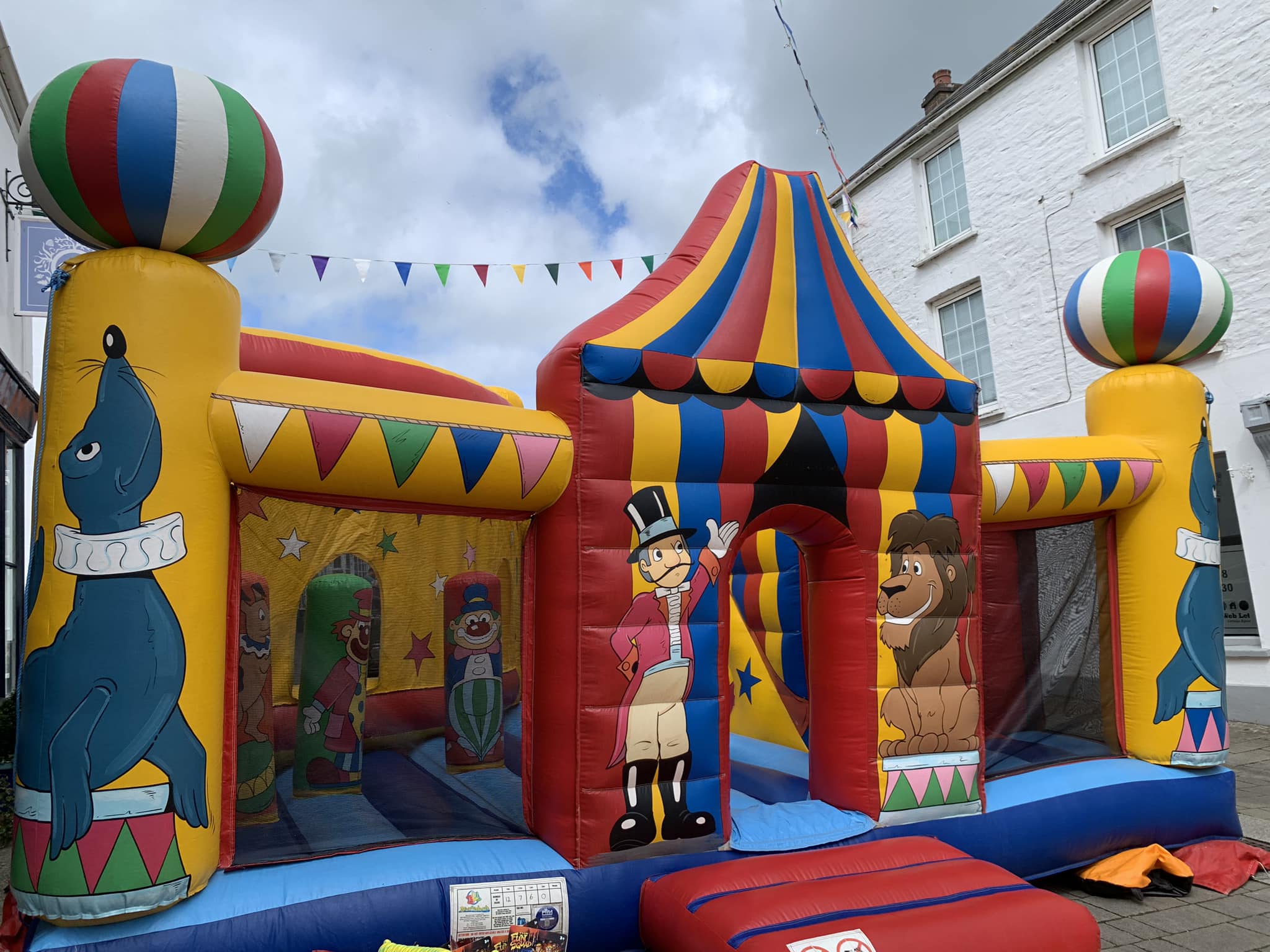 Carnival – Bouncy Castle Cornwall